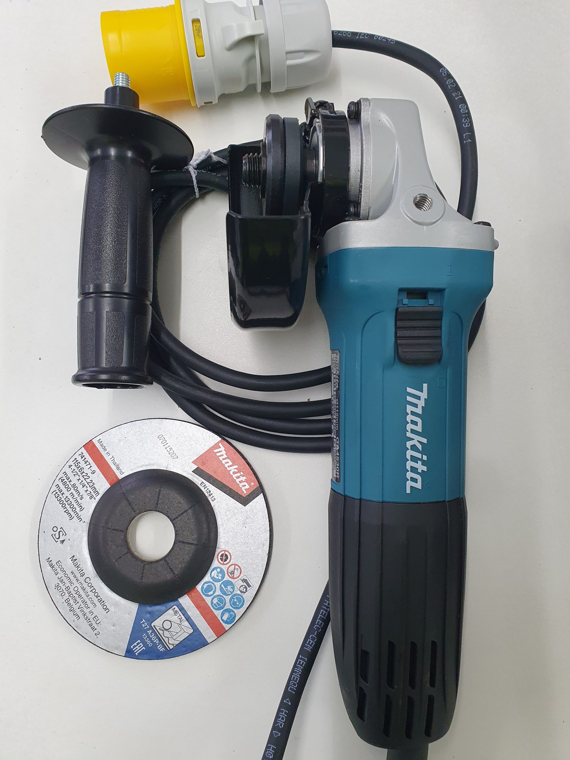 Makita 4.5inch angle grinder 110v - Sparks Welding Services